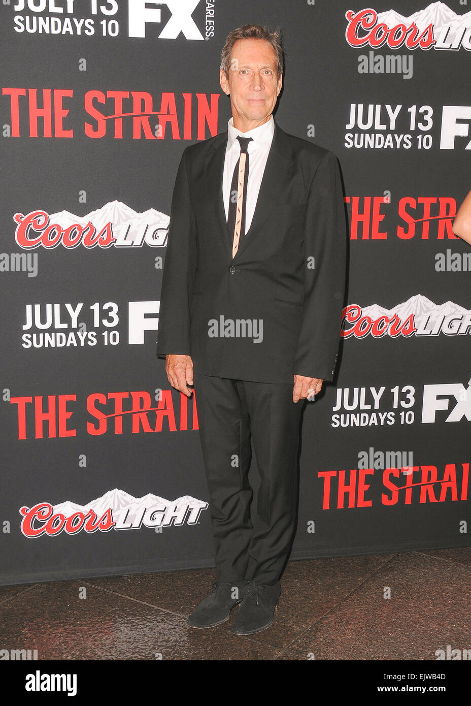 Jonathan Hyde The Strain