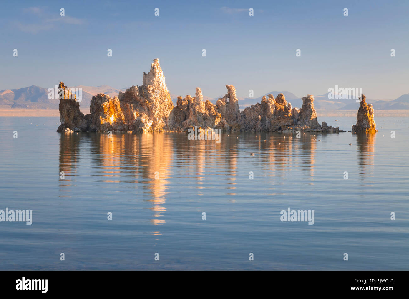 Sky and rock formation hi-res stock photography and images - Alamy