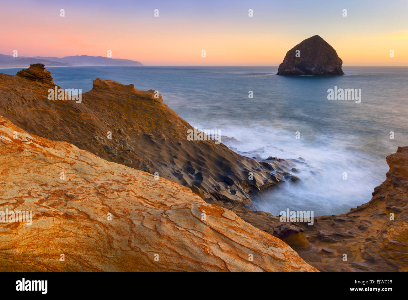 USA, Oregon, Cape Kiwanda, Scenic view of rock formations along ...