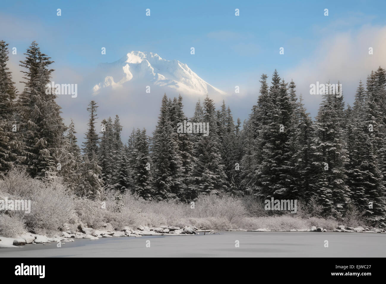 USA, Oregon, Mount Hood, Mirror Lake, Scenic view of winter landscape ...