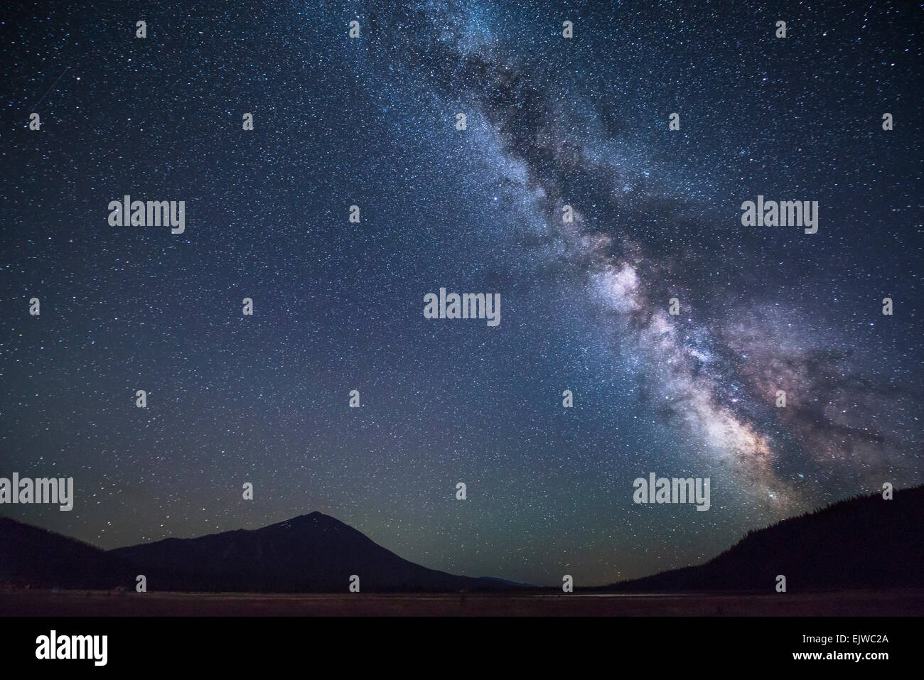 USA, Oregon, Mount Bachelor, Scenic view of night sky Stock Photo - Alamy
