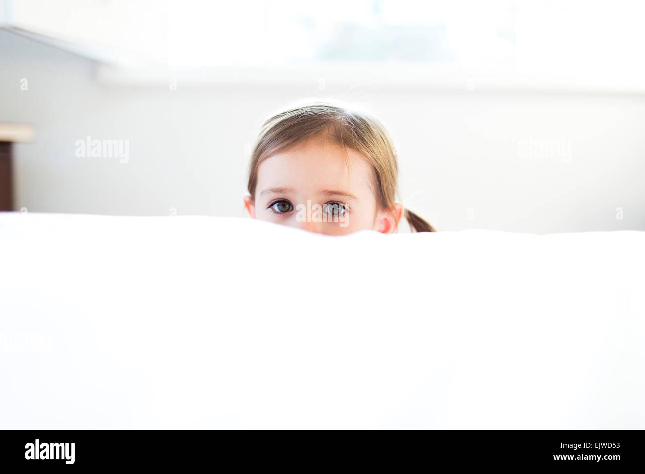 People peeking and bed hi-res stock photography and images - Alamy