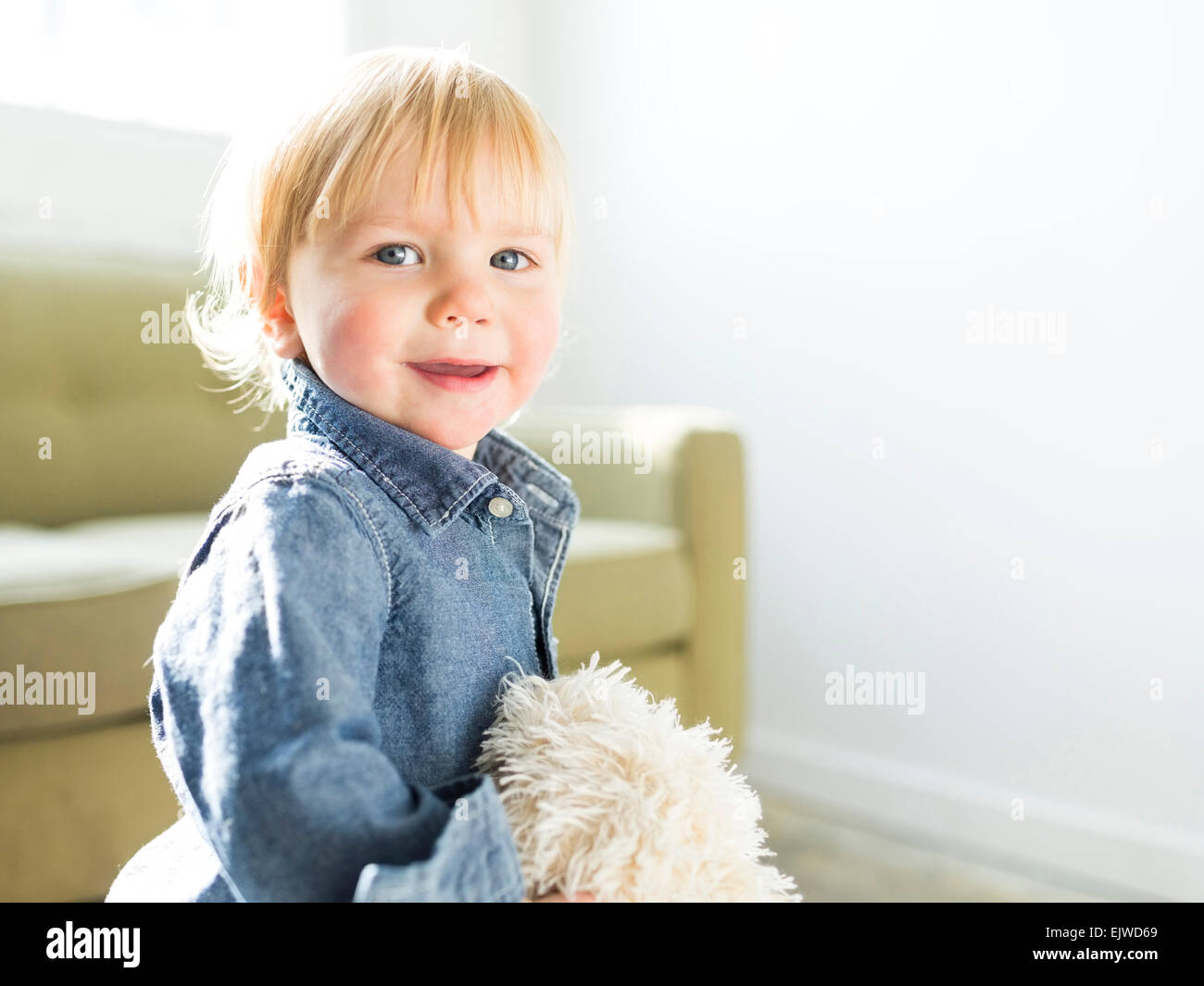Smiling baby boy (2-3 Stock Photo - Alamy