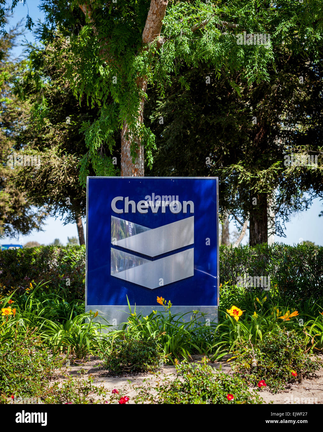 A sign at the Chevron Oil offices in Bakersfield California Stock Photo ...