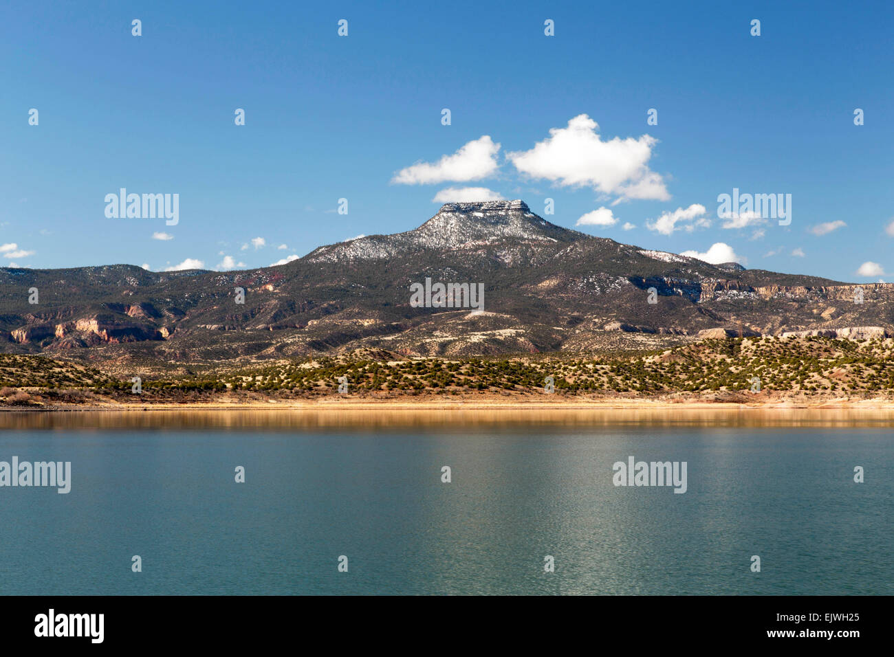 Pedernal georgia o'keeffe hi-res stock photography and images - Alamy