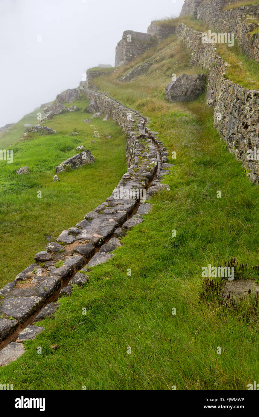 Inca irrigation hi-res stock photography and images - Alamy
