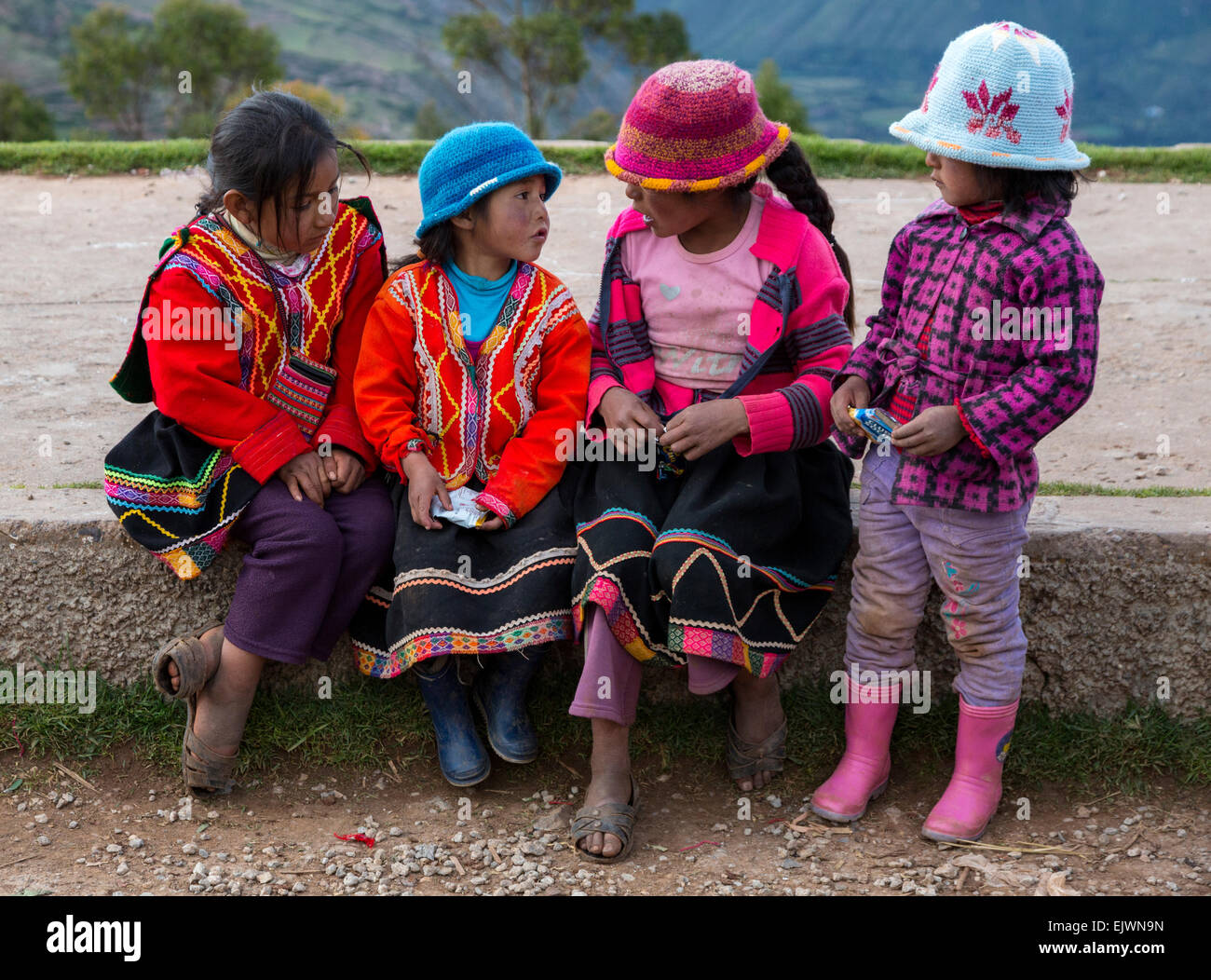 Girls peru hi-res stock photography and images - Alamy