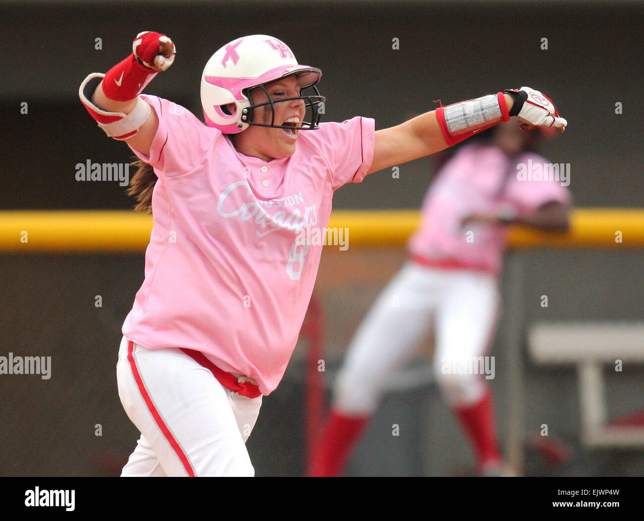 Houston, Texas, USA. 1st Apr, 2015. Houston pitcher JULANA SHRUM #8 ...