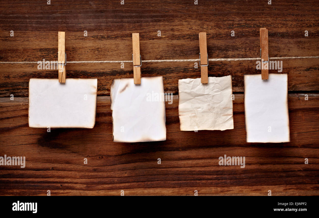 note paper and clothespin Stock Photo - Alamy