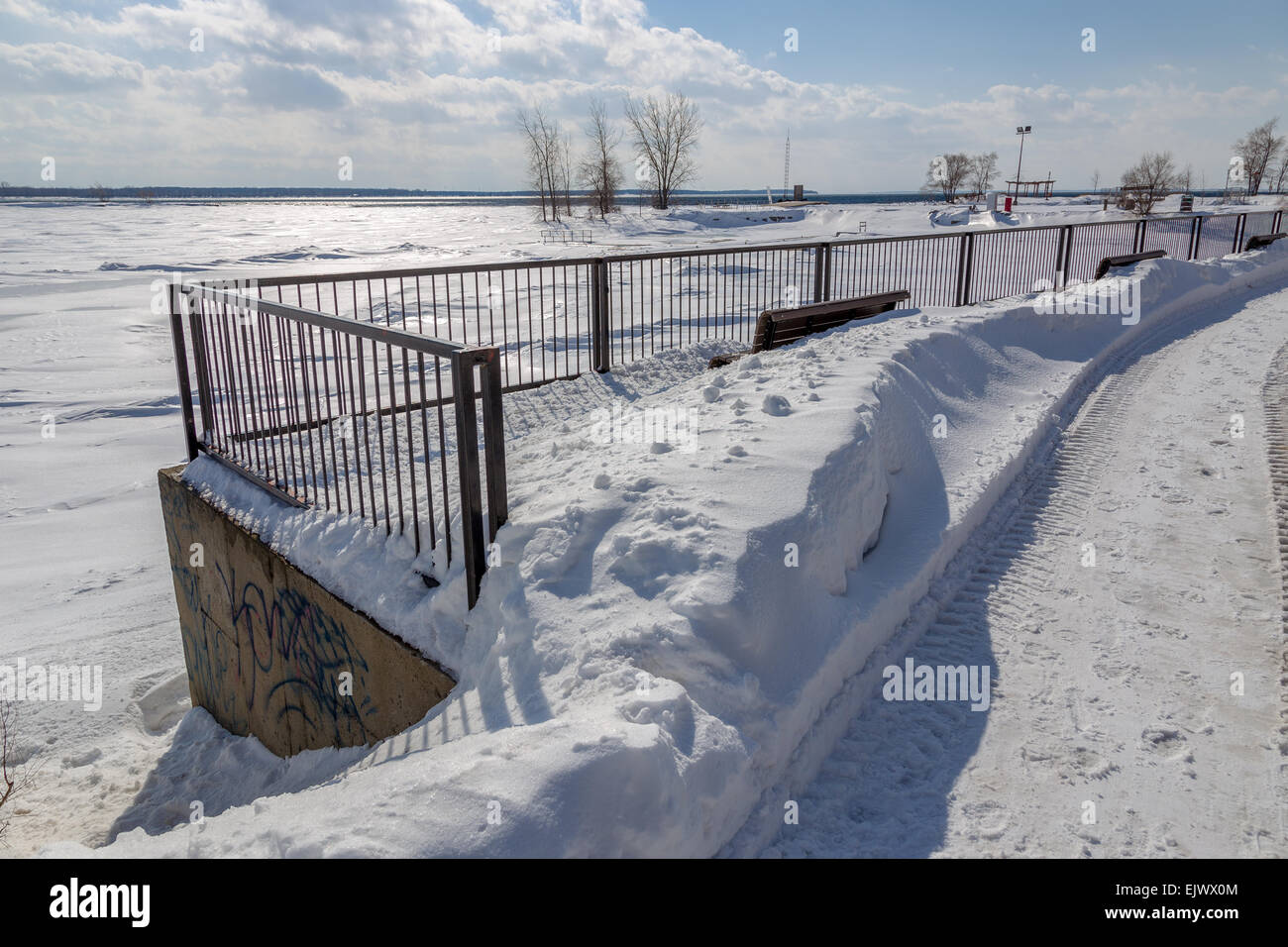 Summer weather in montreal hi-res stock photography and images - Alamy