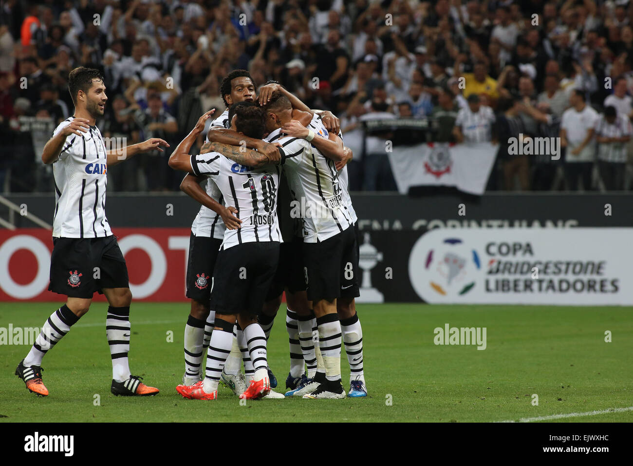 Sao Paulo, Brazil. 1st Apr, 2015. Corinthians' players celebrate a ...