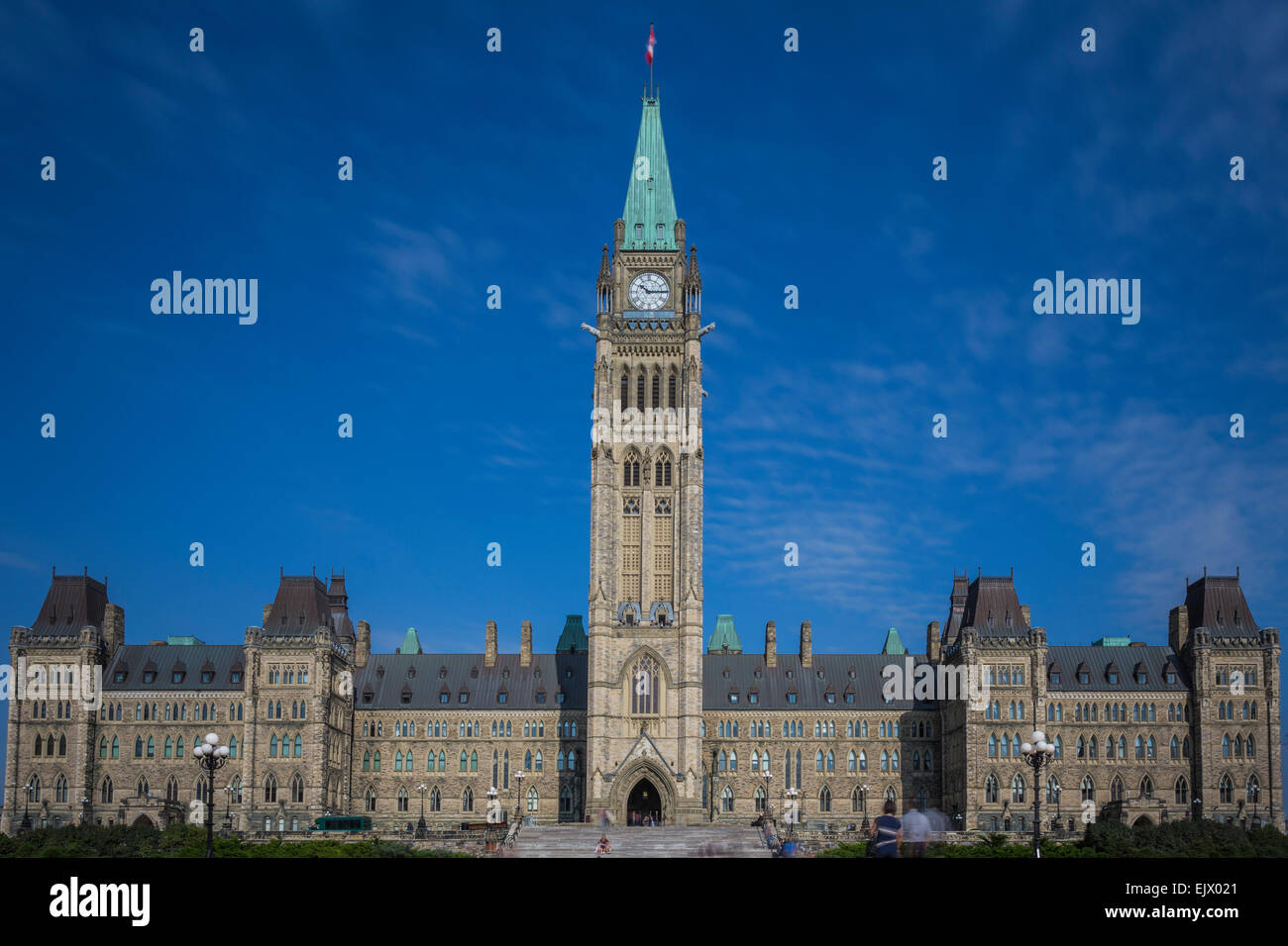 Centre block parliament ottawa hi-res stock photography and images - Alamy
