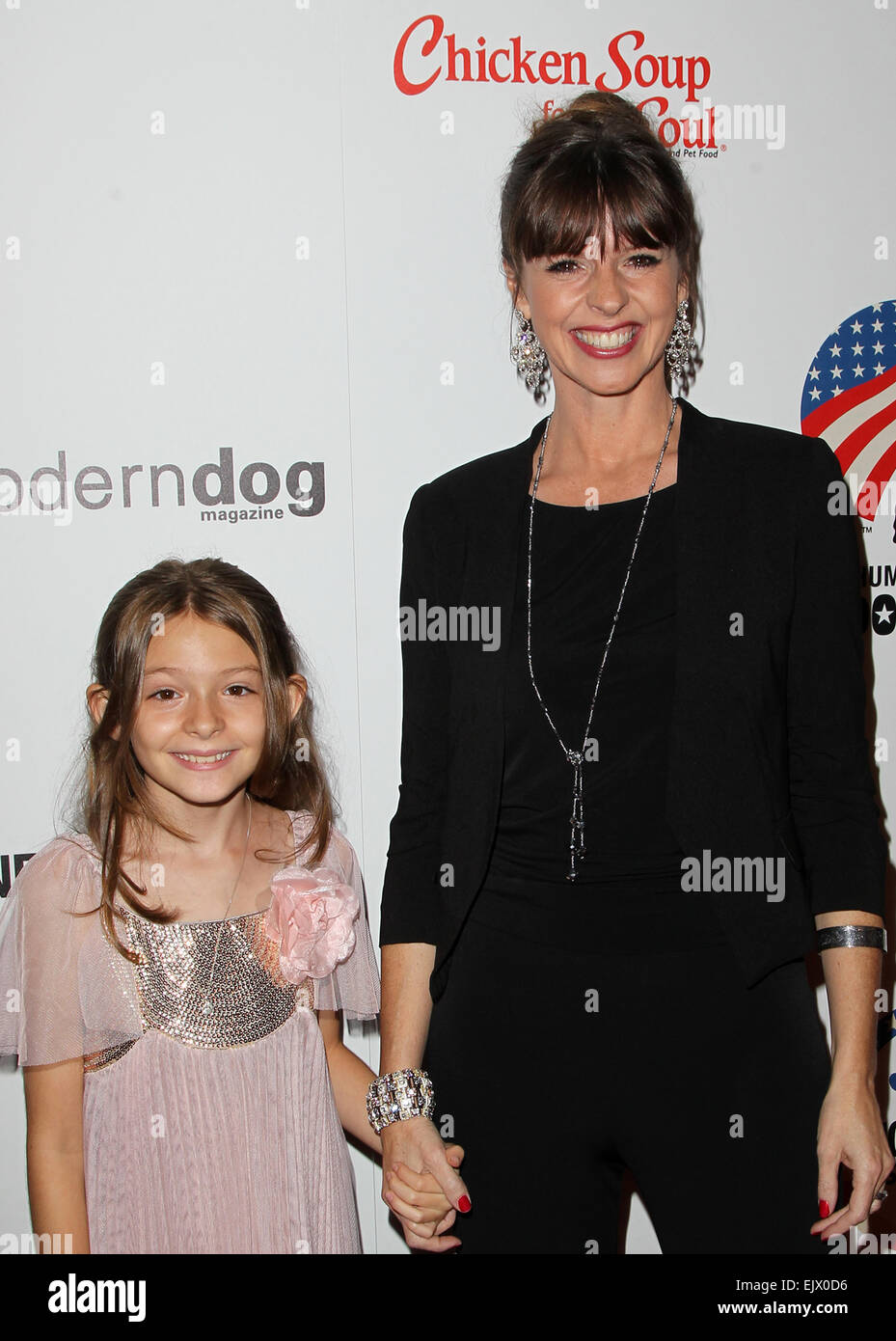 Victoria Stilwell High Resolution Stock Photography and Images - Alamy