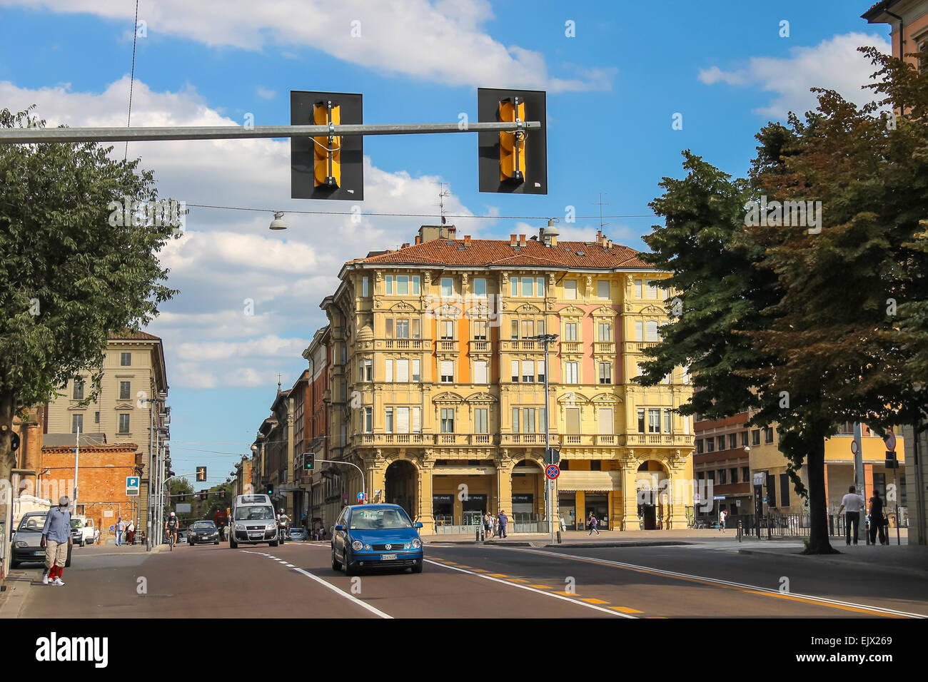 Via irnerio hi-res stock photography and images - Alamy