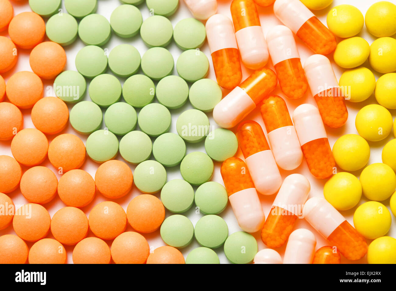 Pills lot hi-res stock photography and images - Alamy