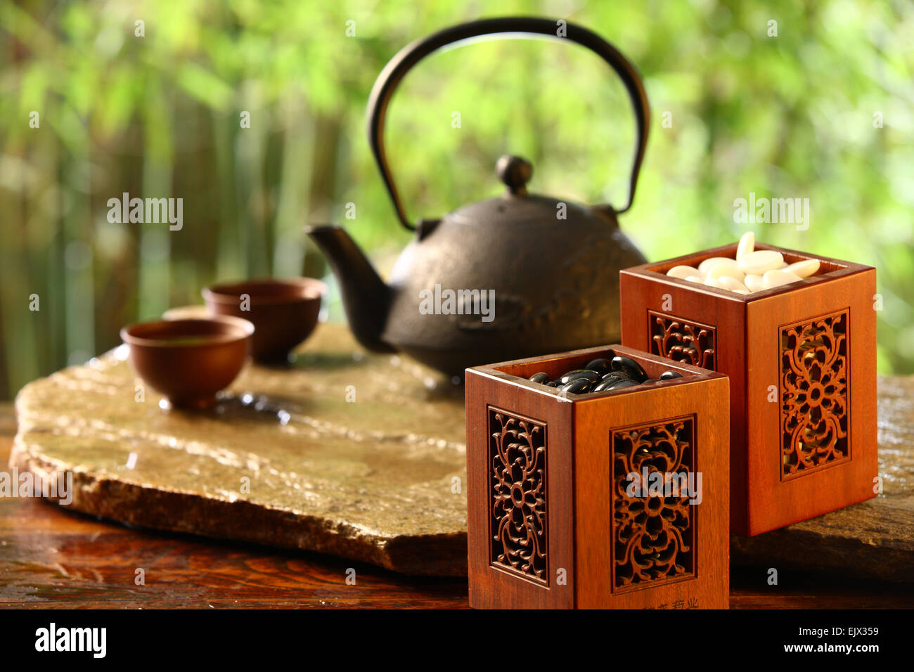 Chinese chess box hi-res stock photography and images - Alamy