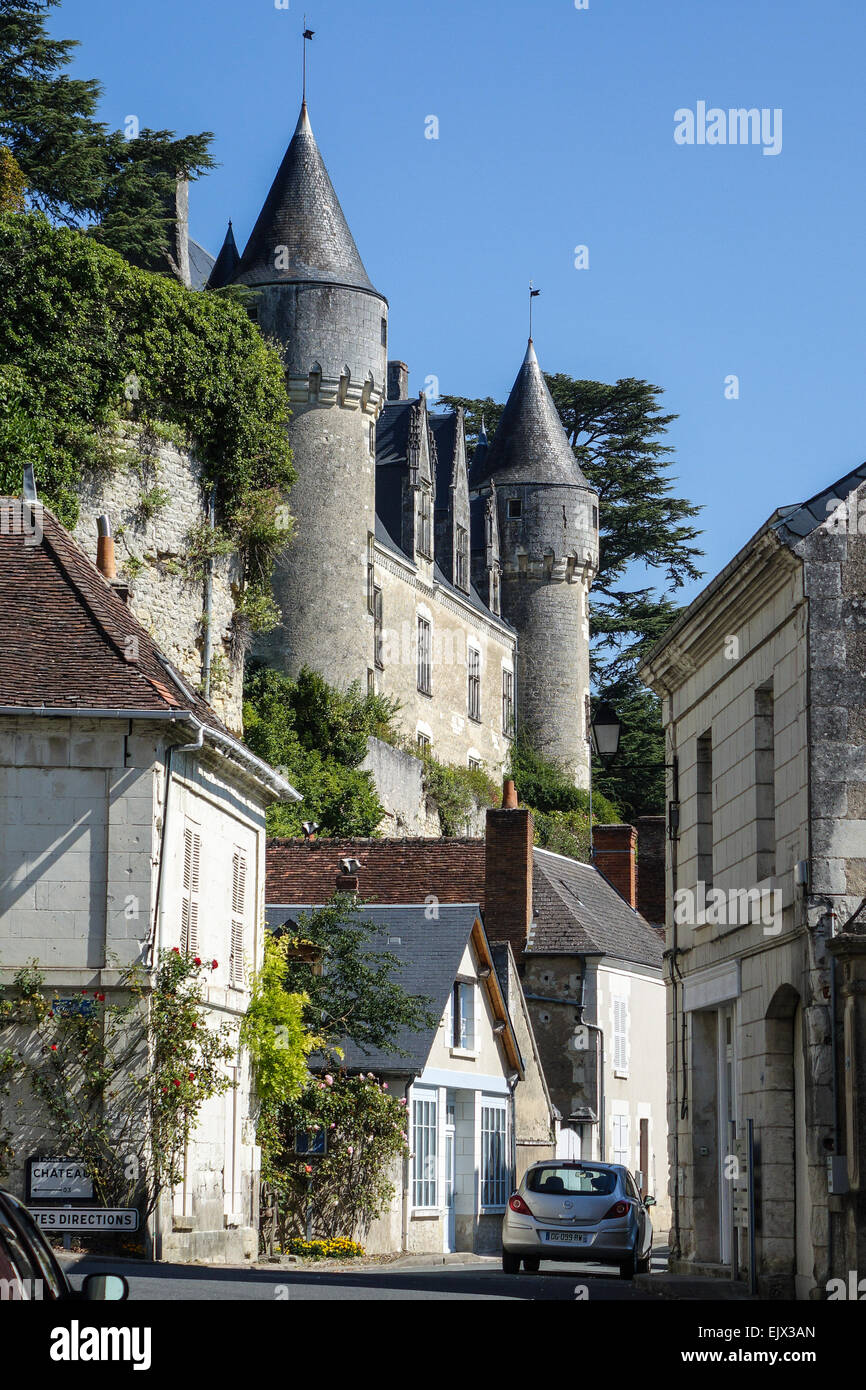 Village scene in france with chateau hi-res stock photography and ...