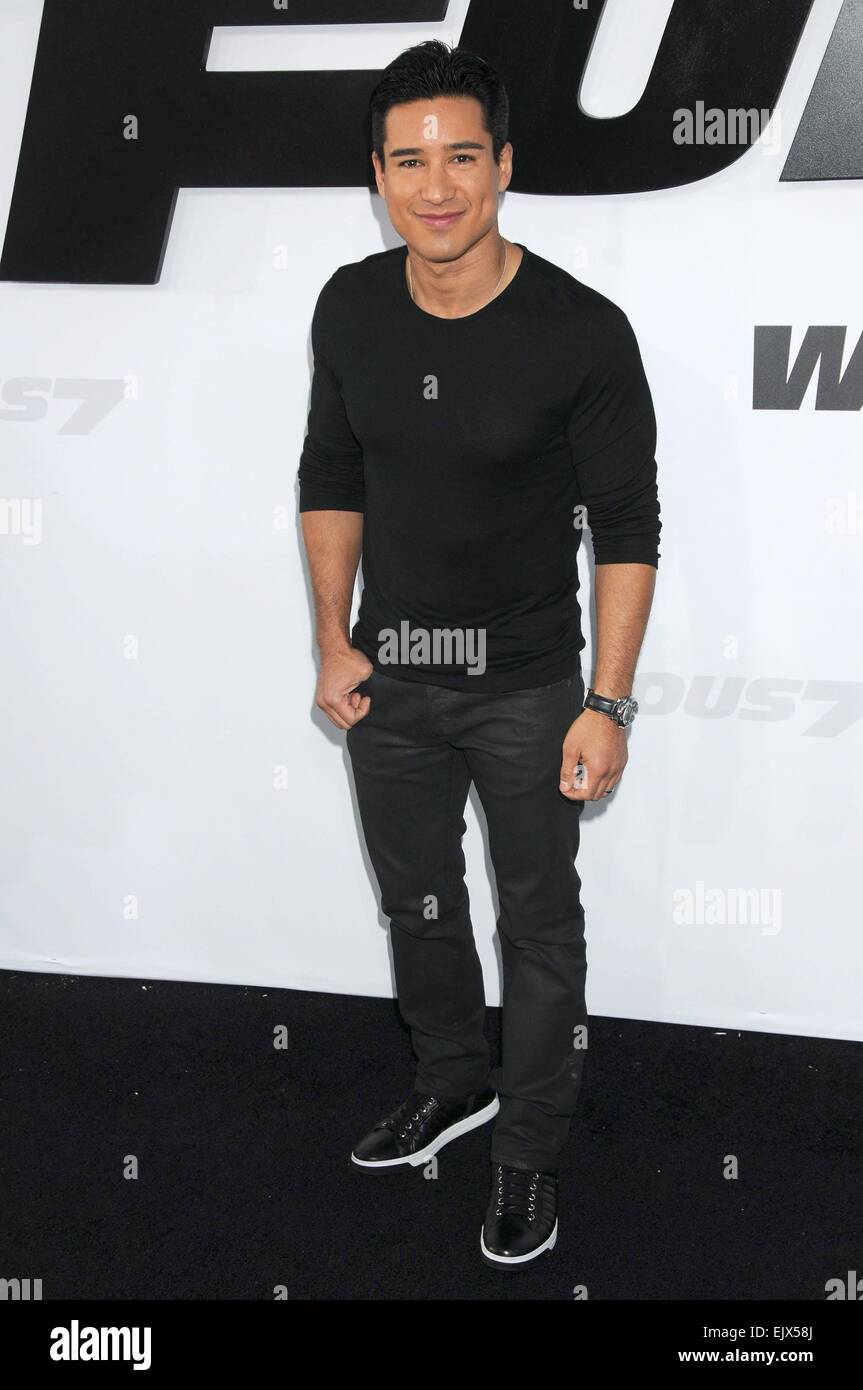 Actor mario lopez hi-res stock photography and images - Alamy