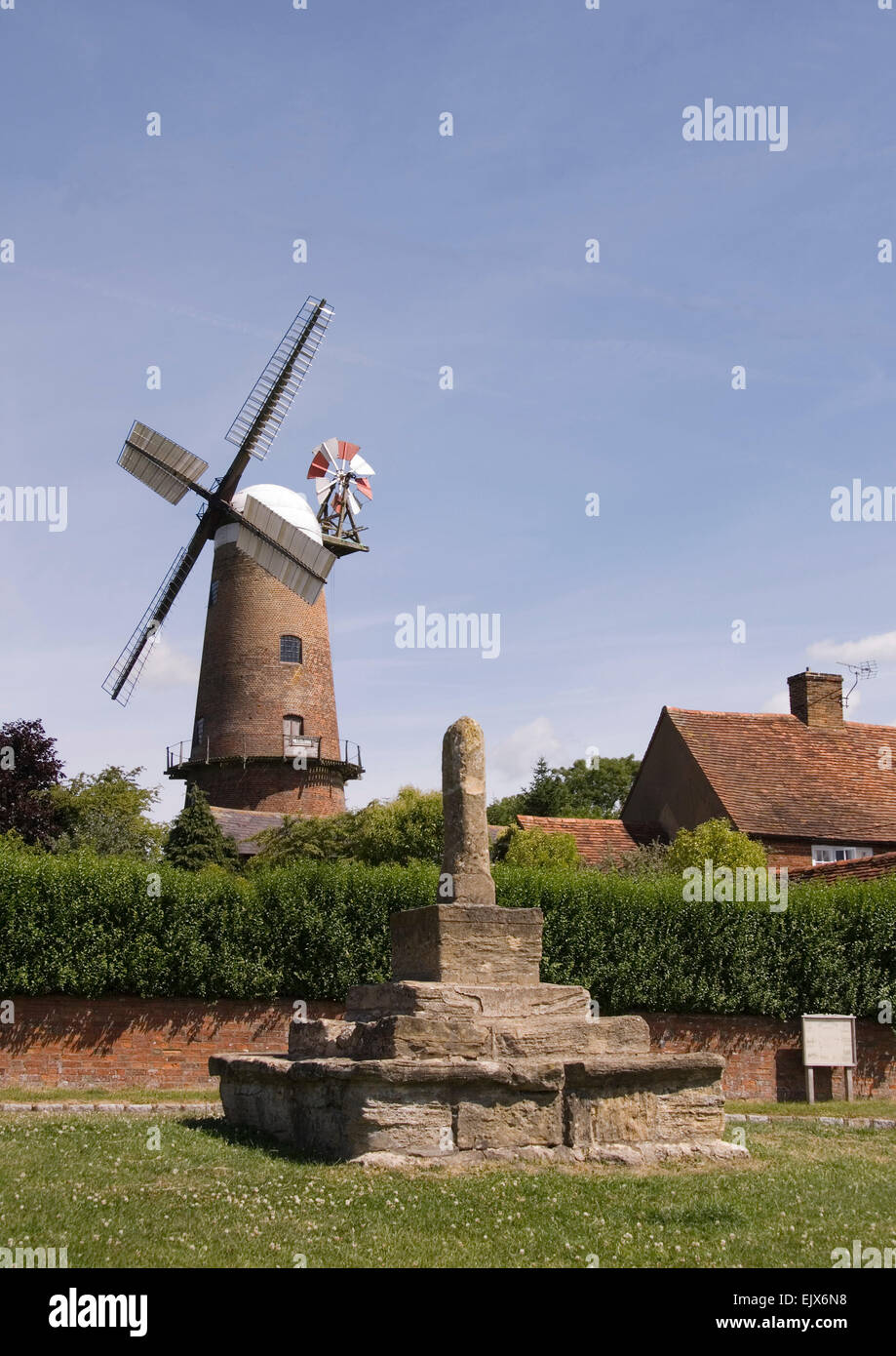 Bucks - Quainton village - time worn Market Cross on the Green ...