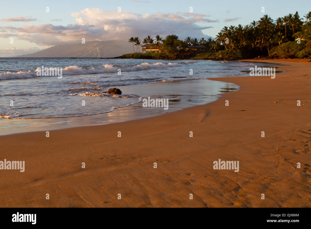 Maui paradise tropical sunset hi-res stock photography and images - Alamy