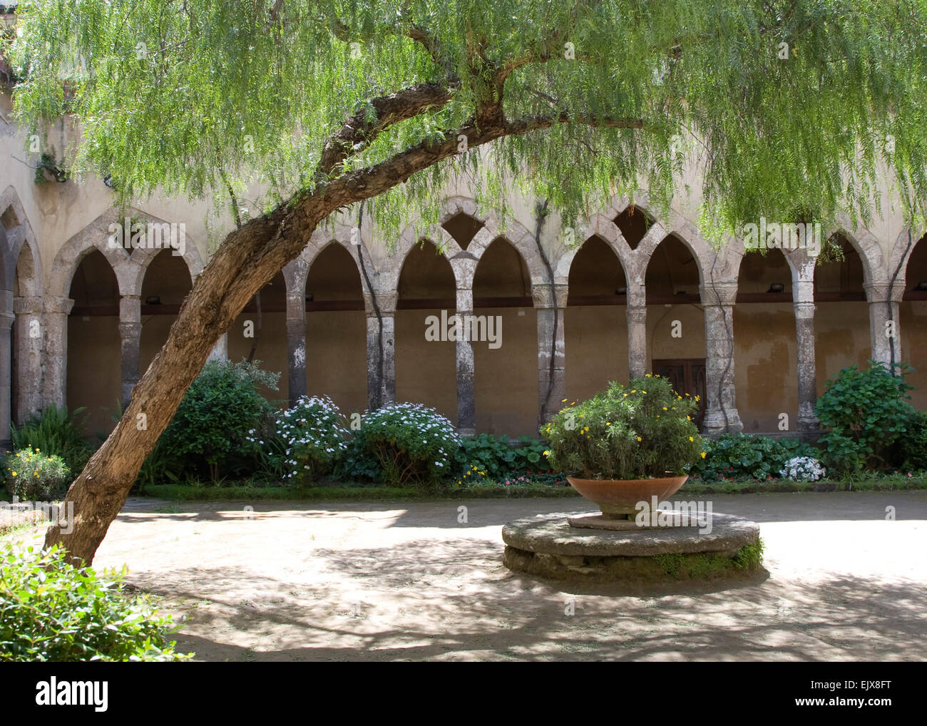 Covered cloisters hi-res stock photography and images - Alamy