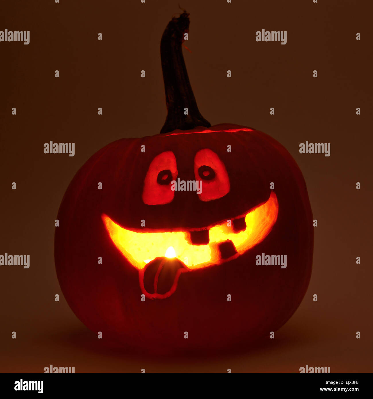 Jack-o'-lanterns halloween pumpkin head Stock Photo - Alamy