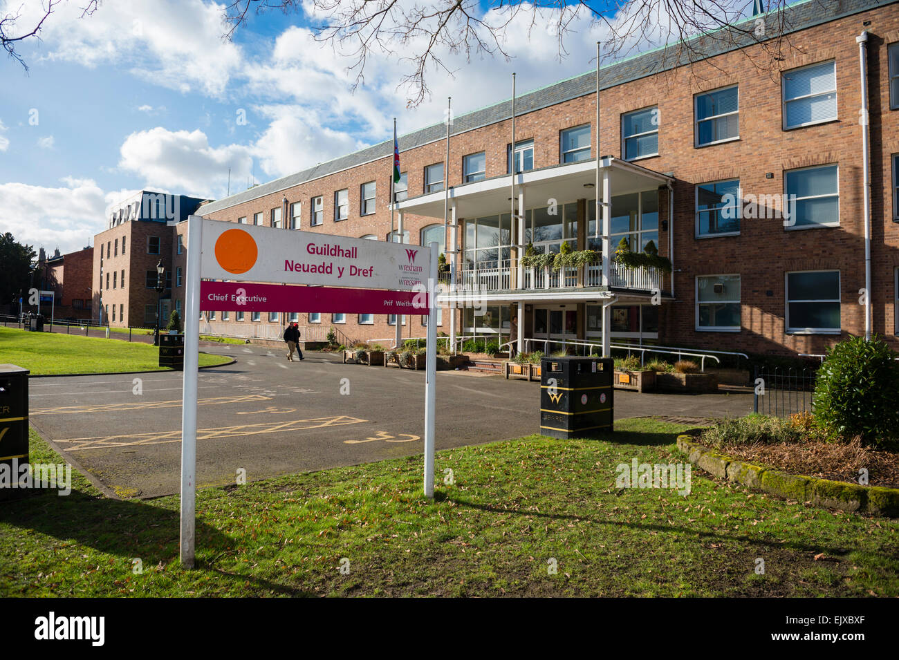 Local Government in the UK: Wrexham Guildhall Town Hall , north Wales ...