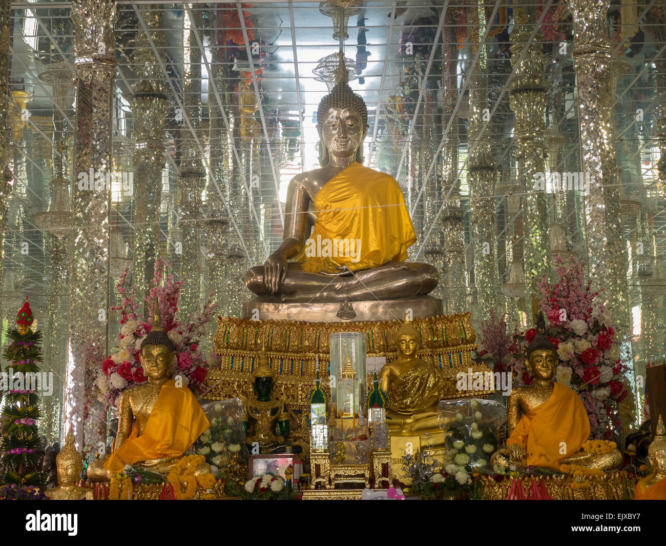 Wat Muang, Ang Thong, Thailand Stock Photo - Alamy