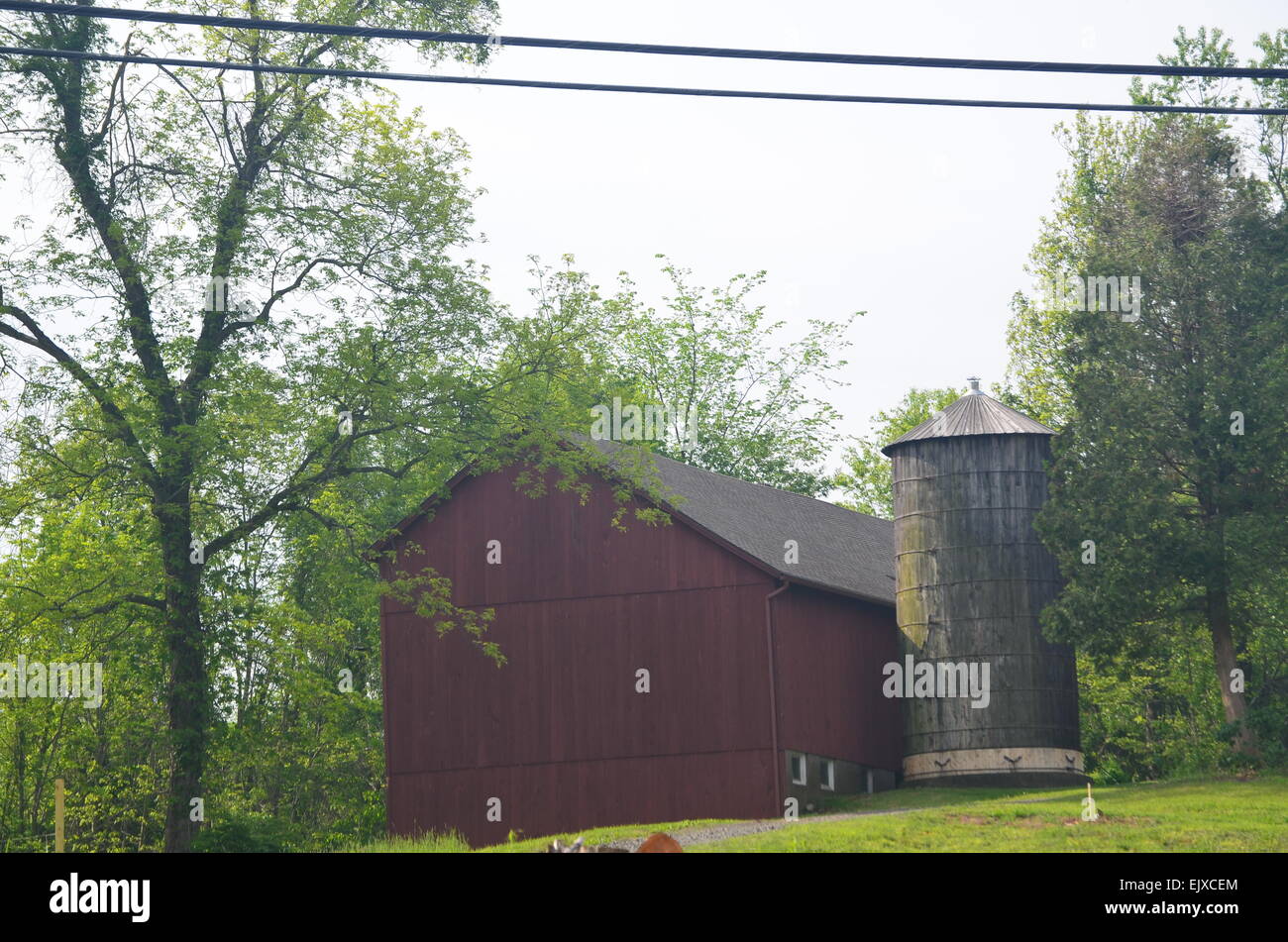 Farm farms farming barn barns silo silos hi-res stock photography and ...