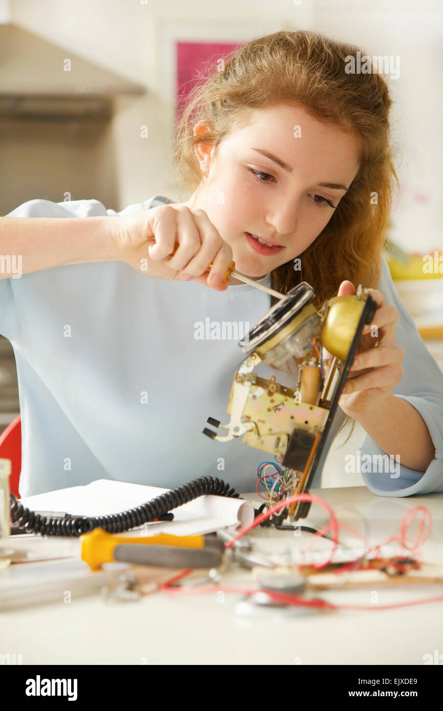 School building project hi-res stock photography and images - Alamy