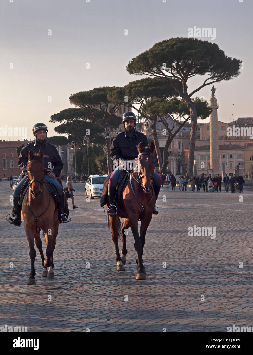 Police on horseback patrolling central Rome Stock Photo - Alamy