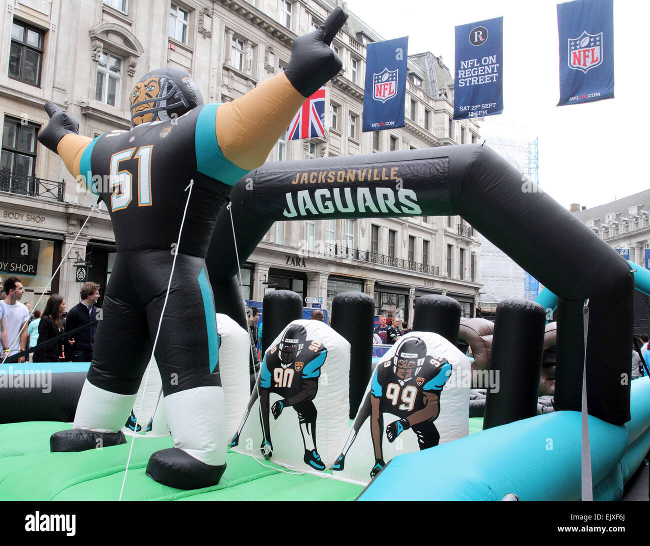 NFL hits London's Regent Street Featuring: Atmosphere Where: London ...