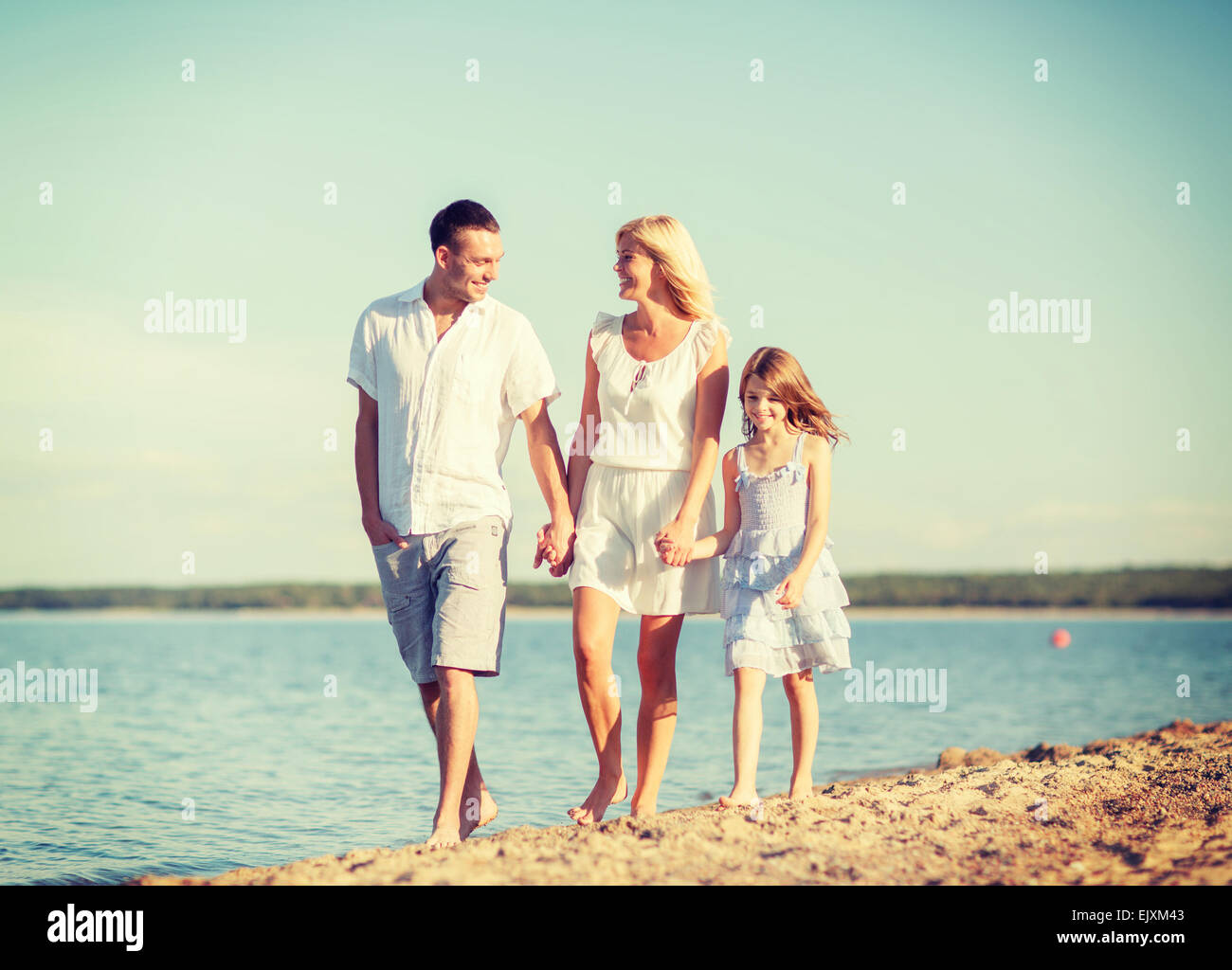 happy family at the seaside Stock Photo - Alamy