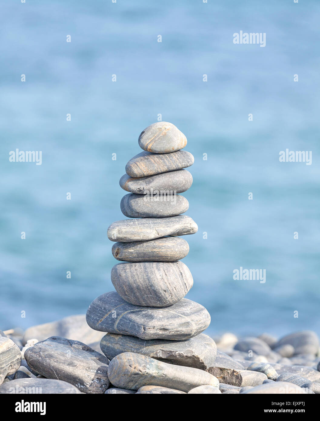 Zen stone hi-res stock photography and images - Alamy