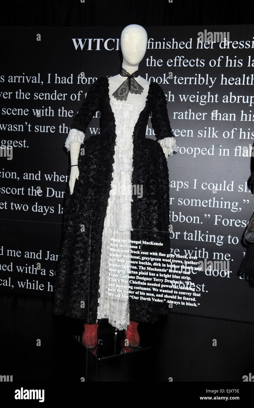 Outlander Starz Logo