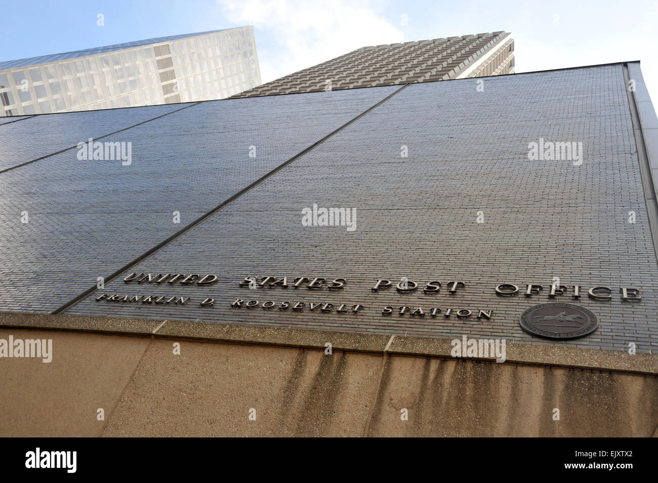 Franklin d roosevelt station hi-res stock photography and images - Alamy