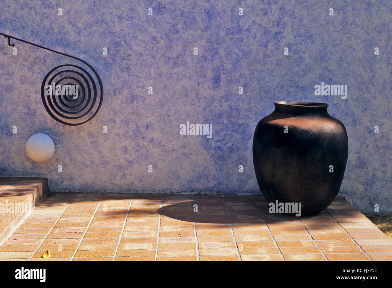 Dappled patterns hi-res stock photography and images - Alamy