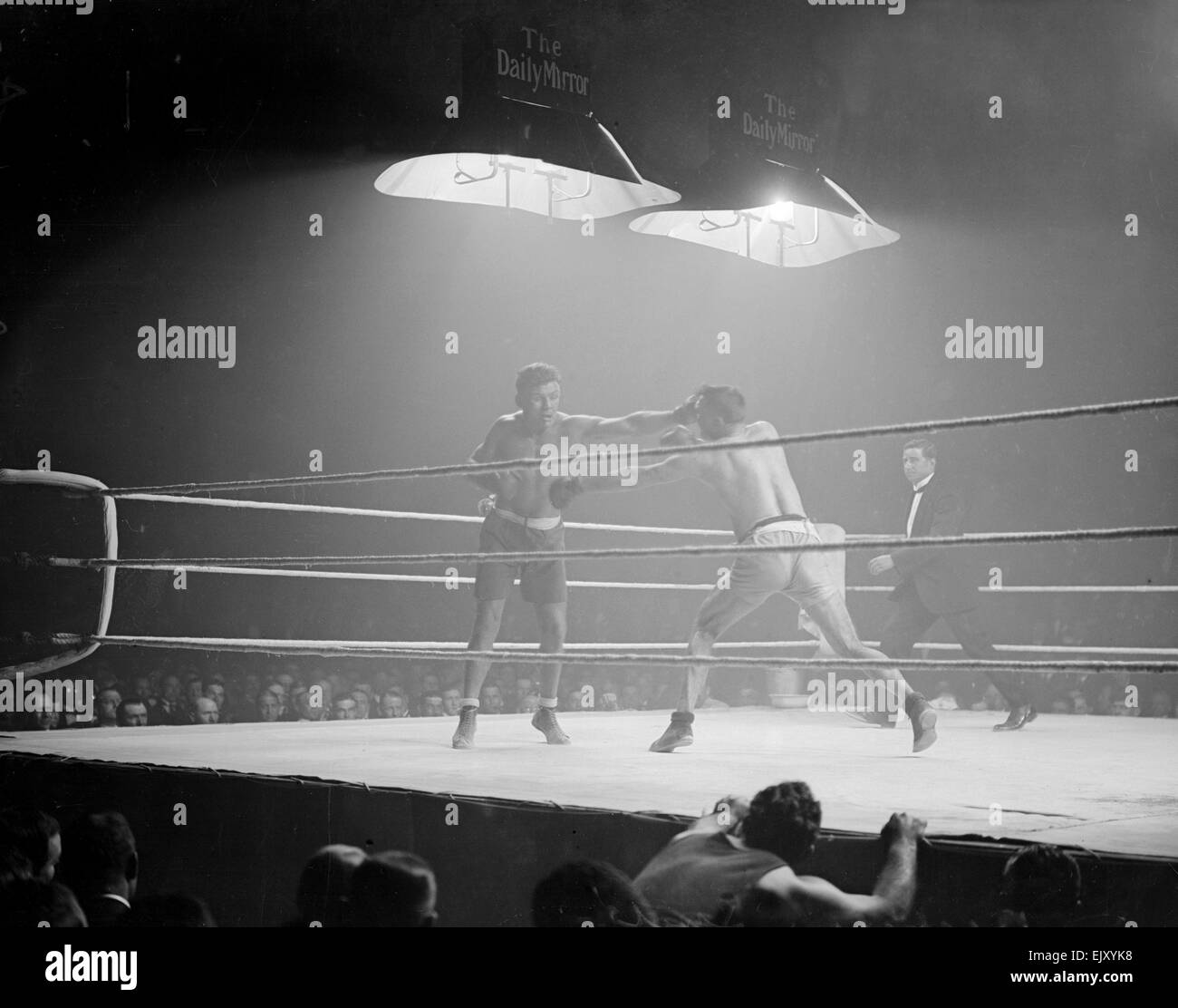 Joe Beckett vs Dick Smith in the British Boxing Board of Control ...