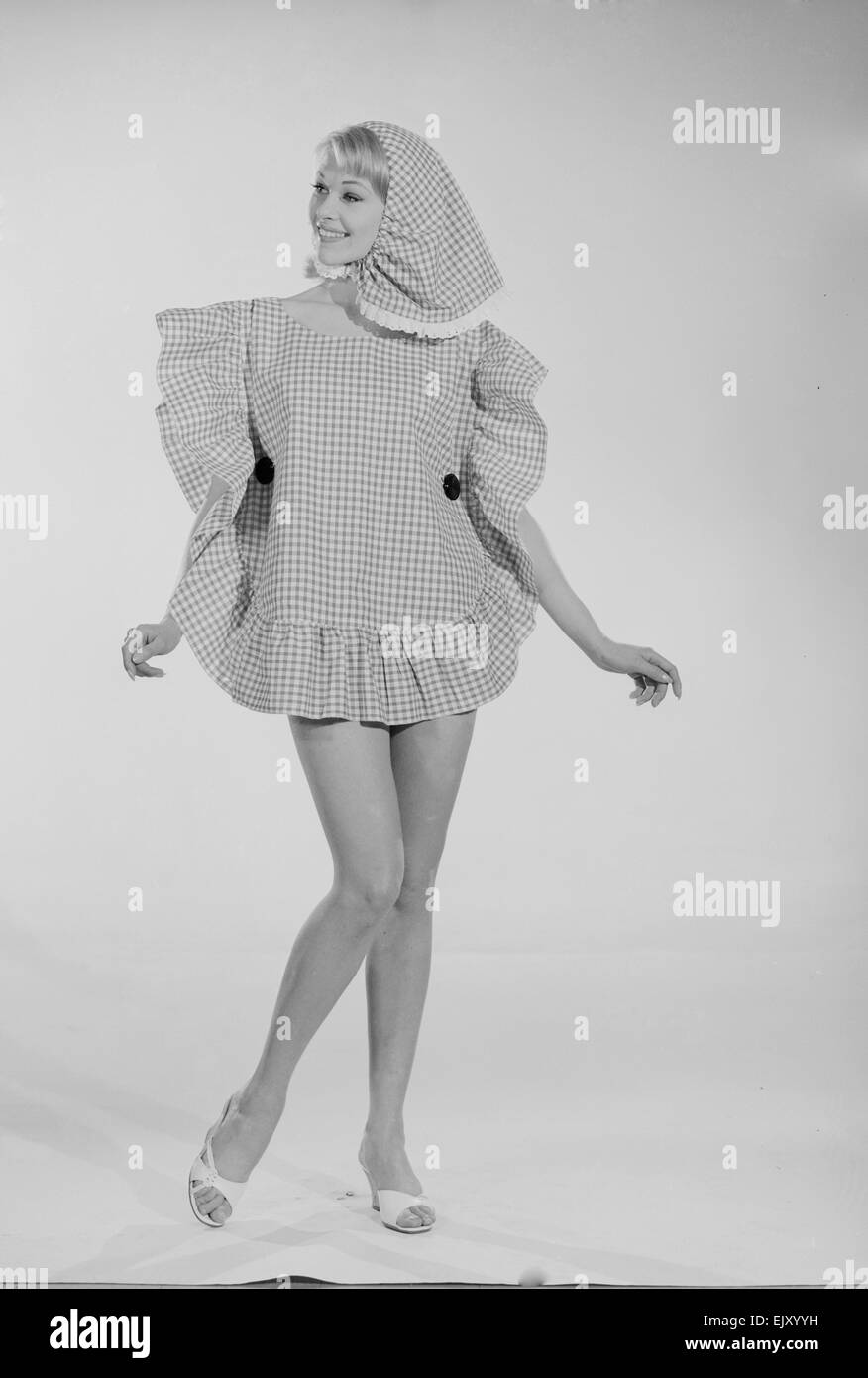 Reveille Model Jo Waring modelling the latest 1960s fashion for the ...