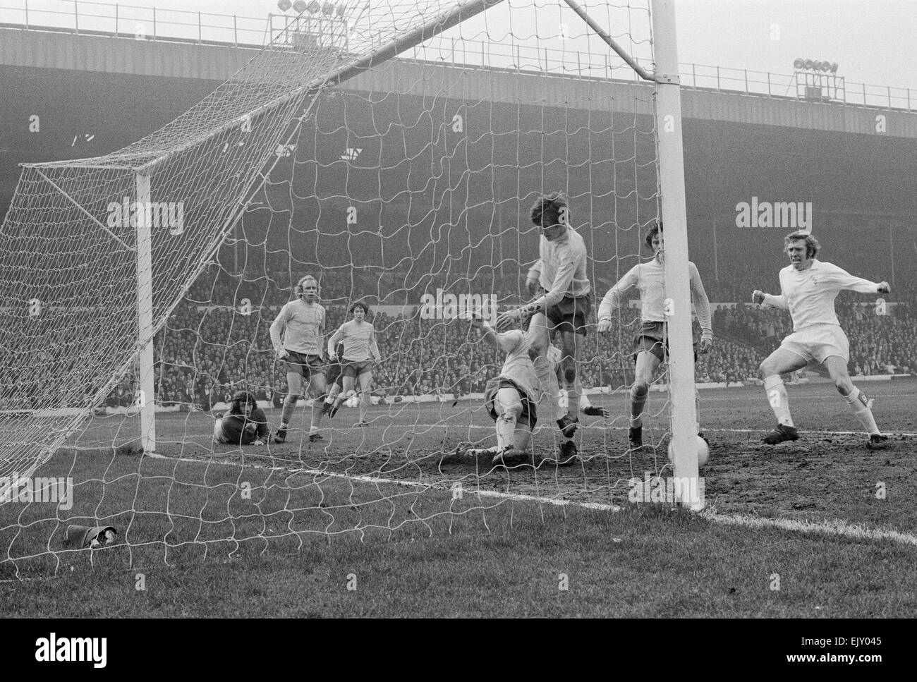 Match action at leeds road Black and White Stock Photos & Images - Alamy