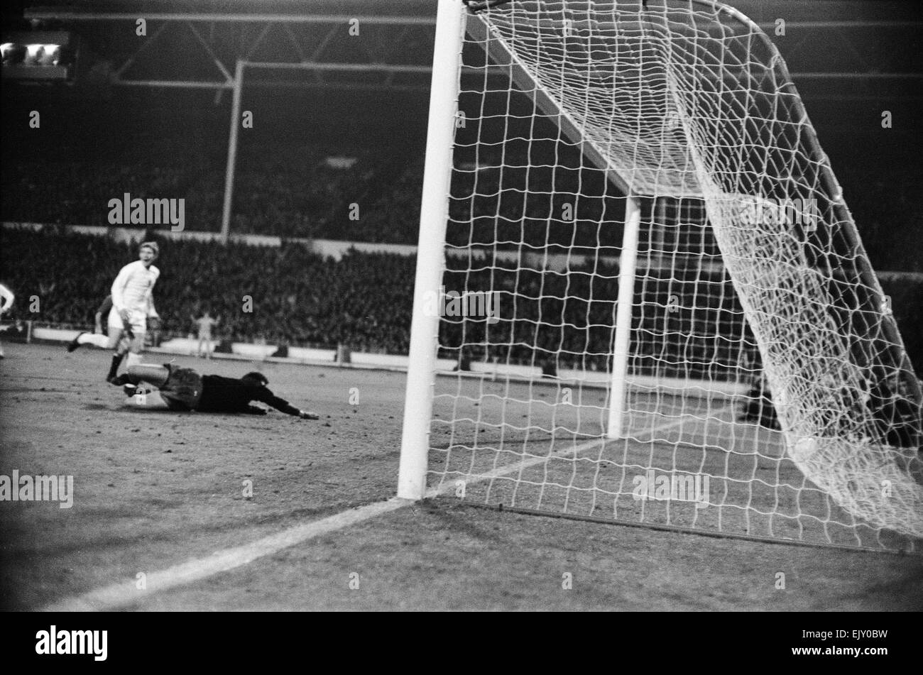 1968 european cup final wembley hi-res stock photography and images - Alamy