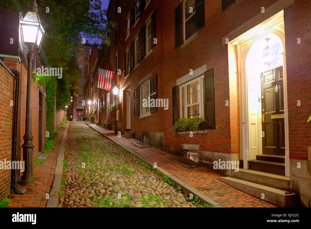 Acorn street Beacon Hill cobblestone Boston in Massachusetts USA Stock ...