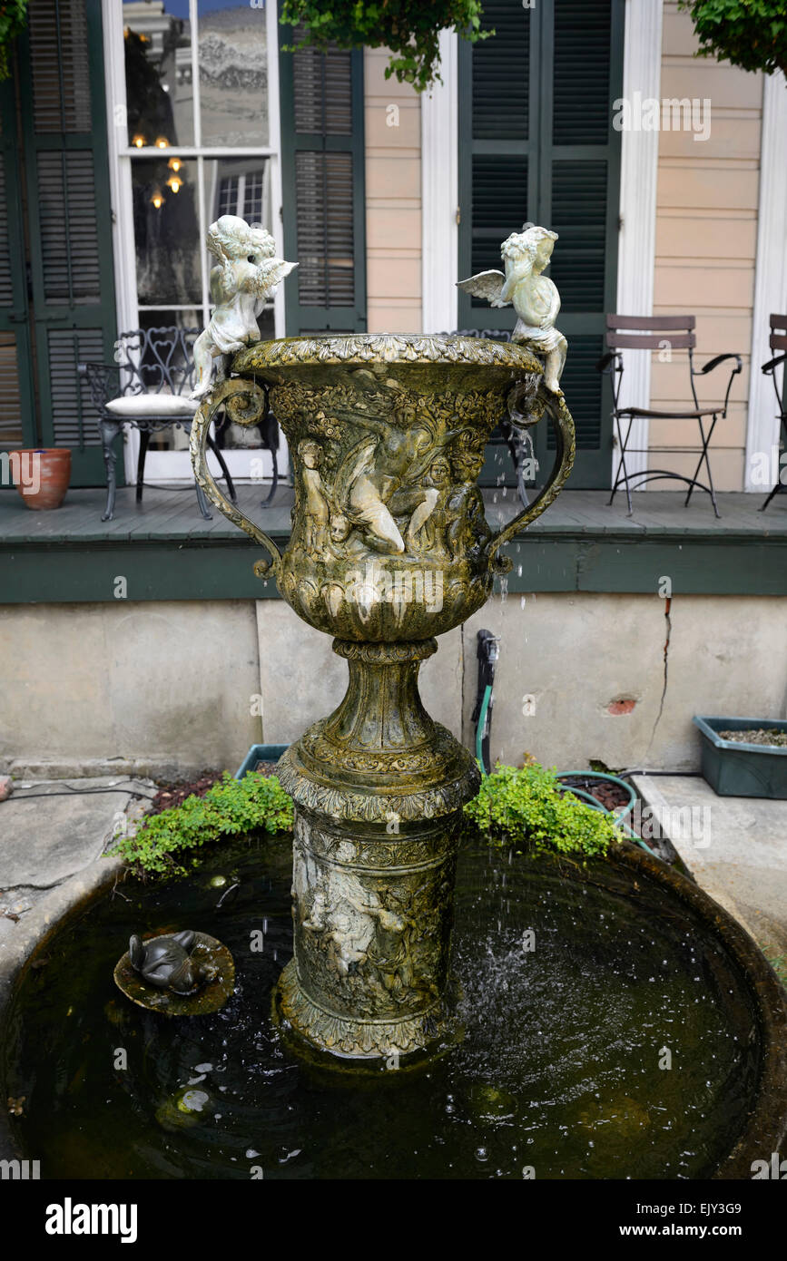 Fountain Shaped High Resolution Stock Photography and Images - Alamy