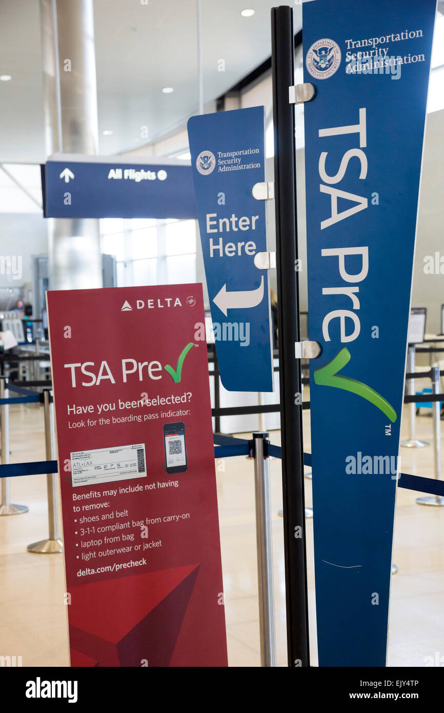 Airport security sign hi-res stock photography and images - Alamy