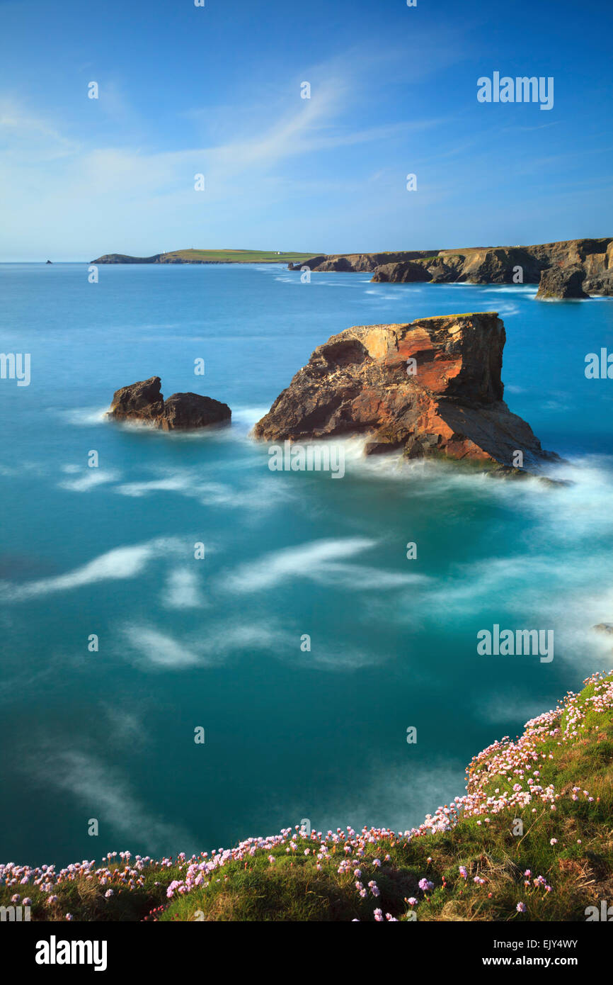 Sea cornwall cornish hi-res stock photography and images - Alamy