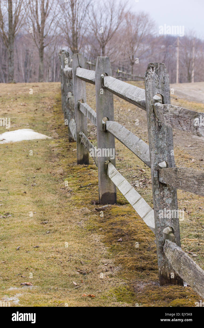 A post and rail fence Stock Photo - Alamy