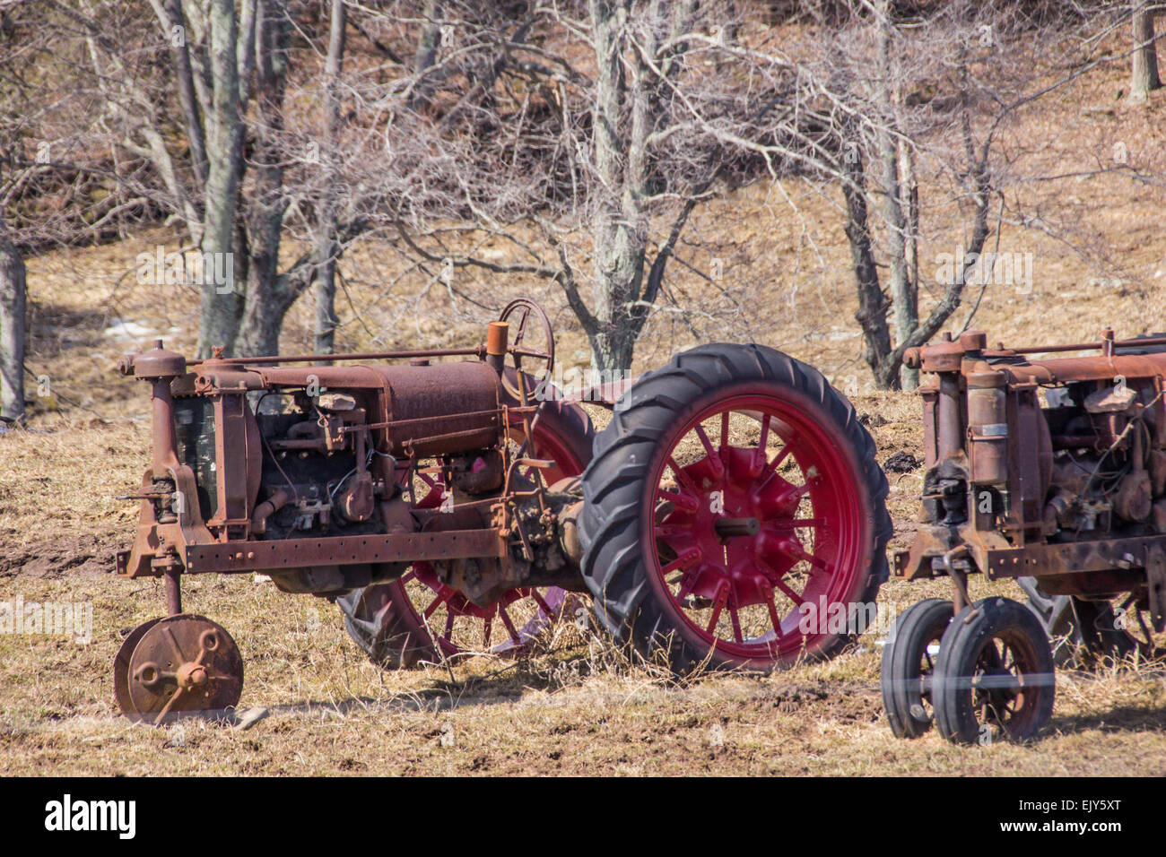 Vintage two wheel tractor hi-res stock photography and images - Alamy
