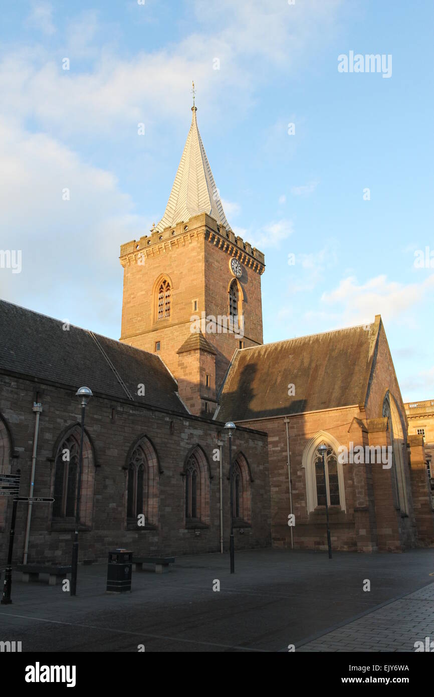 St john's kirk, perth scotland hi-res stock photography and images - Alamy