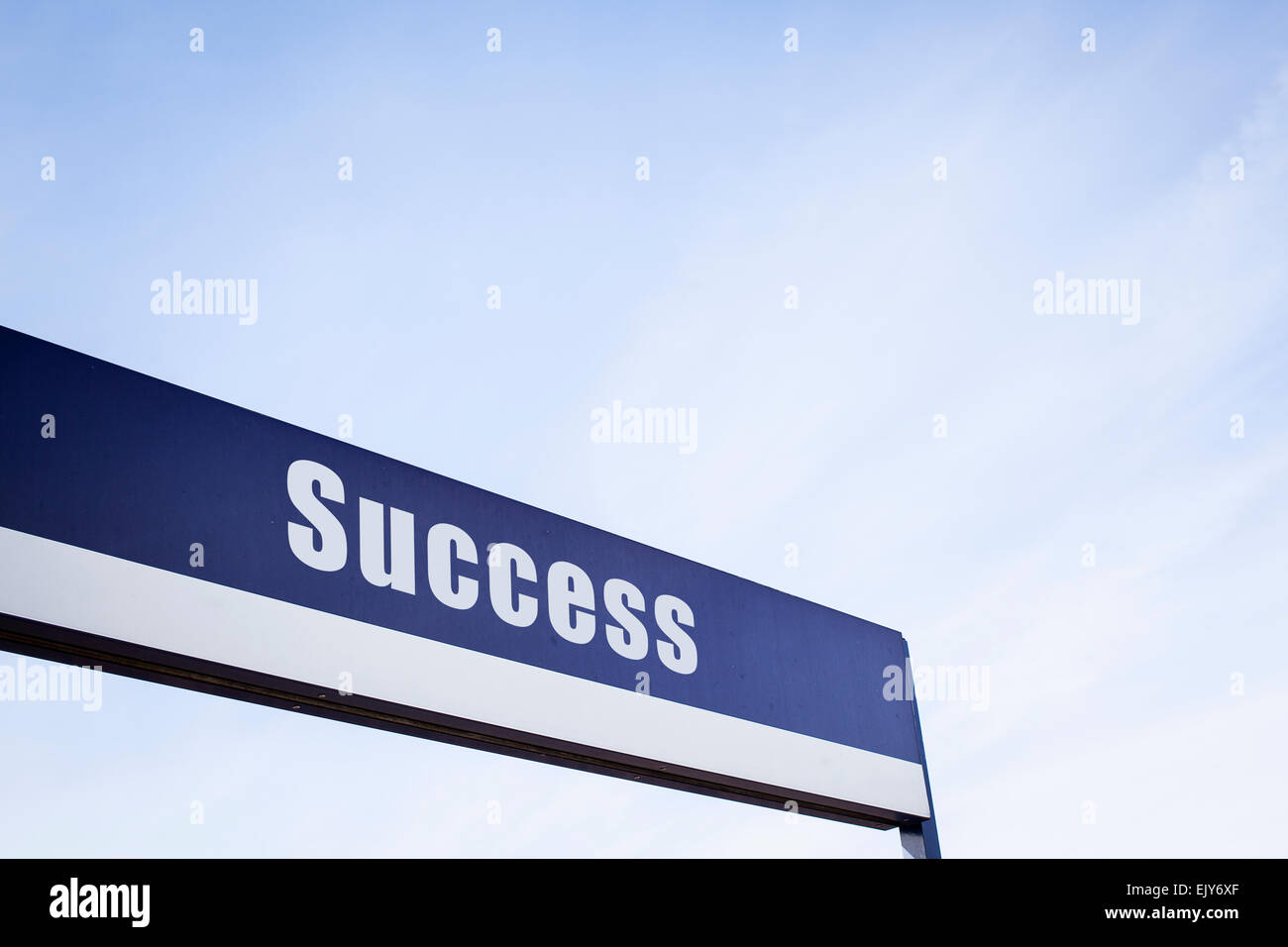 Signpost to success Stock Photo - Alamy