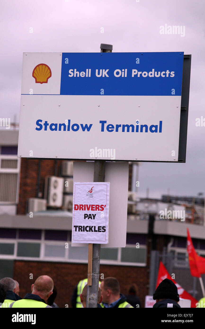 Stanlow hi-res stock photography and images - Alamy